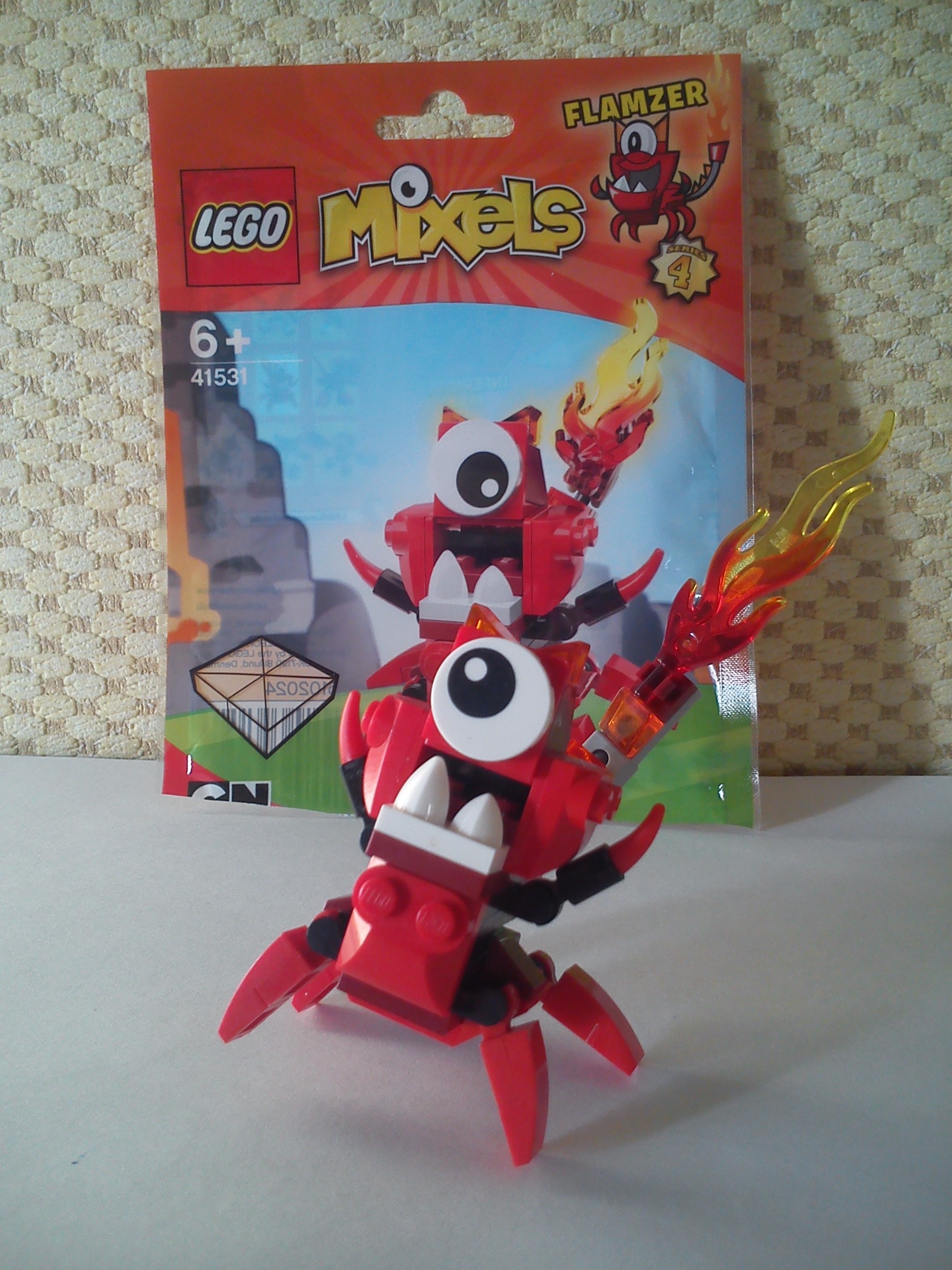 TripleClicks.com: LEGO Mixels Series 4 41531 Flamzer