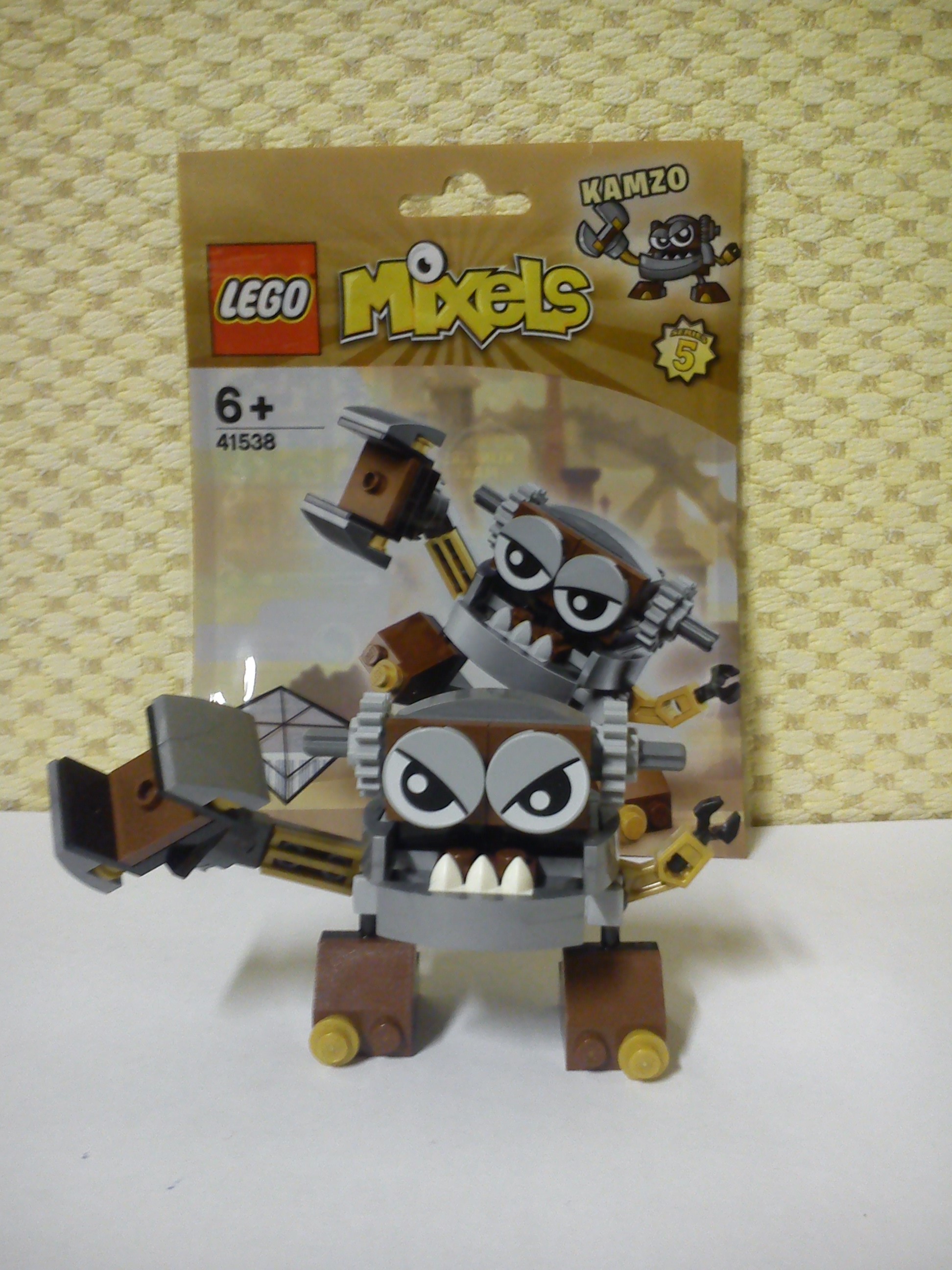 TripleClicks.com: LEGO Mixels Series 5 41538 Kamzo